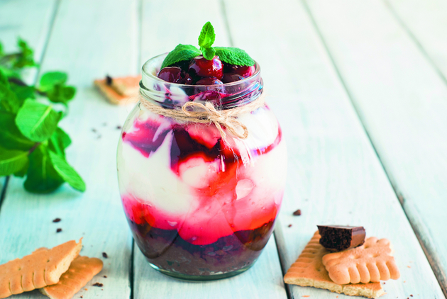 Kremasti čizkejk u čaši idealna poslastica za proljećne dane – Haber.ba