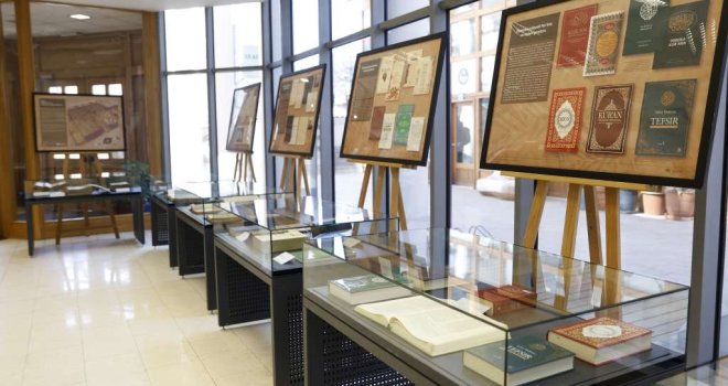 Rijetki prijevodi Kur’ana izloženi u Gazi Husrev-begovoj biblioteci, izdvajaju se tri prijepisa ...