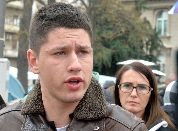 ‘Ćaci’ izazvao incident u Delegaciji EU u Beogradu: Upao tražeći ...